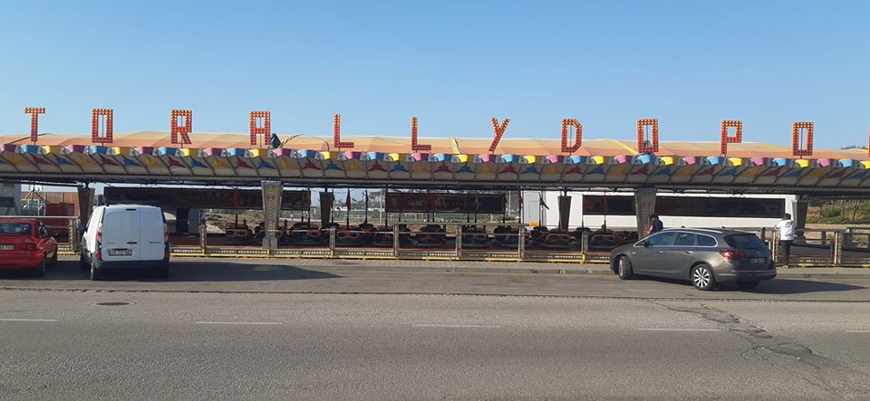 "Carrinhos de choque" dão ar de festa ao Furadouro - OvarNews