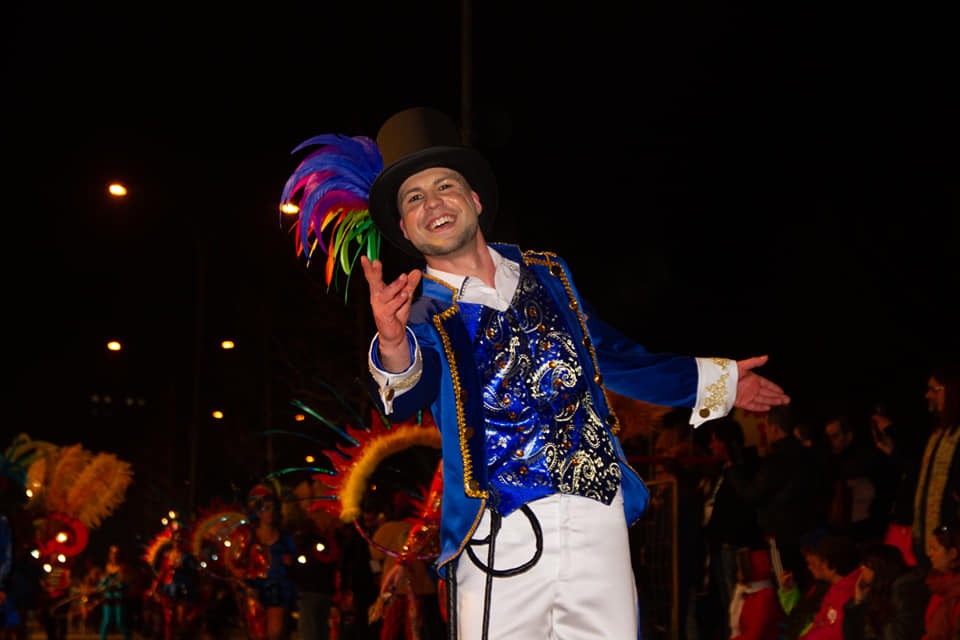 E o Globo do Samba vai para... Hugo Neves - OvarNews